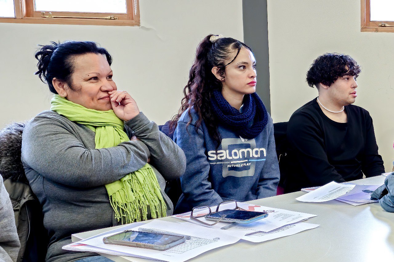 El Ministerio de Trabajo y Empleo suma mano de obra local en el Cerro ...